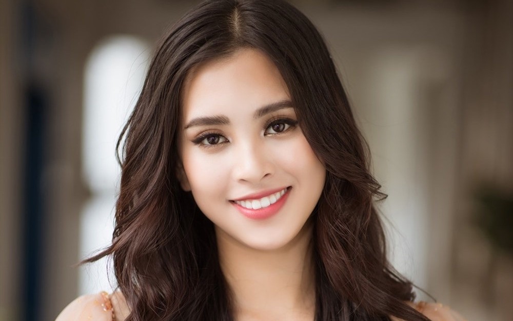 Tiểu Vy nhập viện vì đau dạ dày, tình hình sức khoẻ hiện tại ra sao?