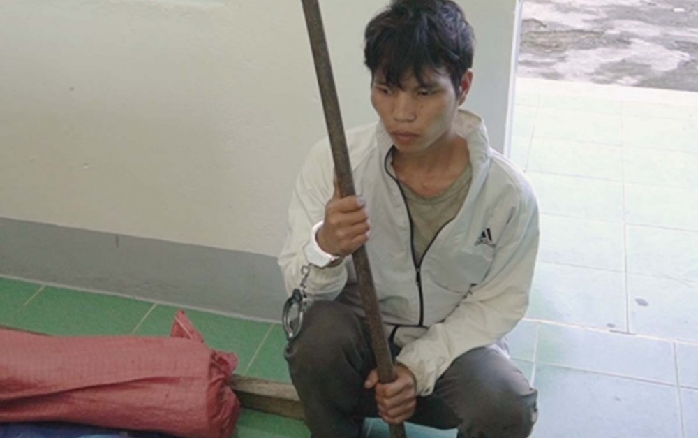 Kon Tum: Con trai dùng xà beng sát hại bố vì cho rằng bố hay chửi mẹ