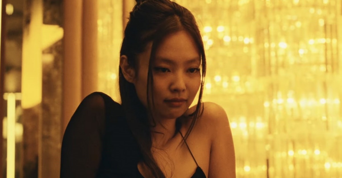 “The Idol” của Jennie (BlackPink) ngập tràn cảnh 18+?